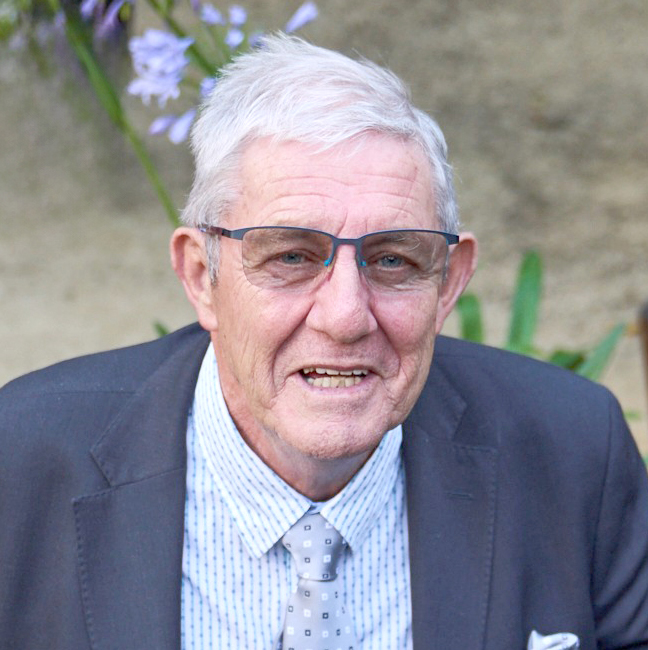 Roger Van Mol († 22-08-2025) - Peeraer Uitvaartzorg - Wijnegem